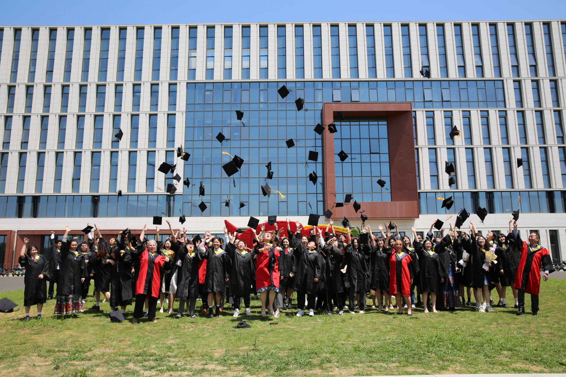 Graduation held for 80 students in joint programme between EIT | New ...