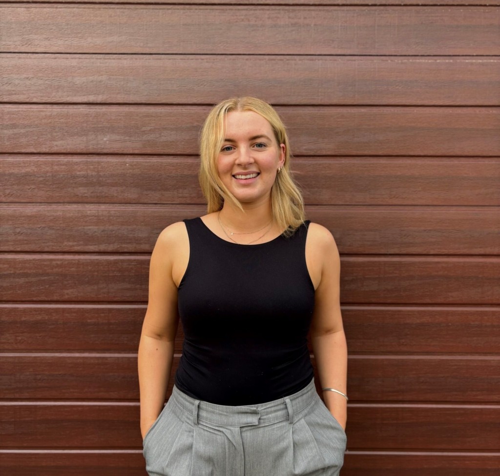 Top award caps successful study at EIT for former Business Studies ...